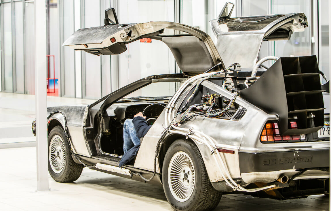 Air Force Gets a Flying Car: Where We’re Going, We Don’t Need Roads ...