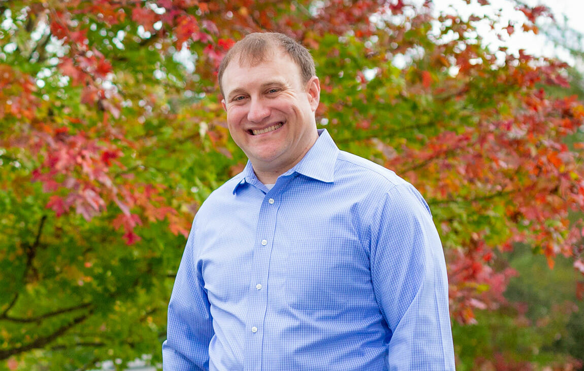 Improv Classes for Booz Allen Engineer Make Him a Better Leader ...