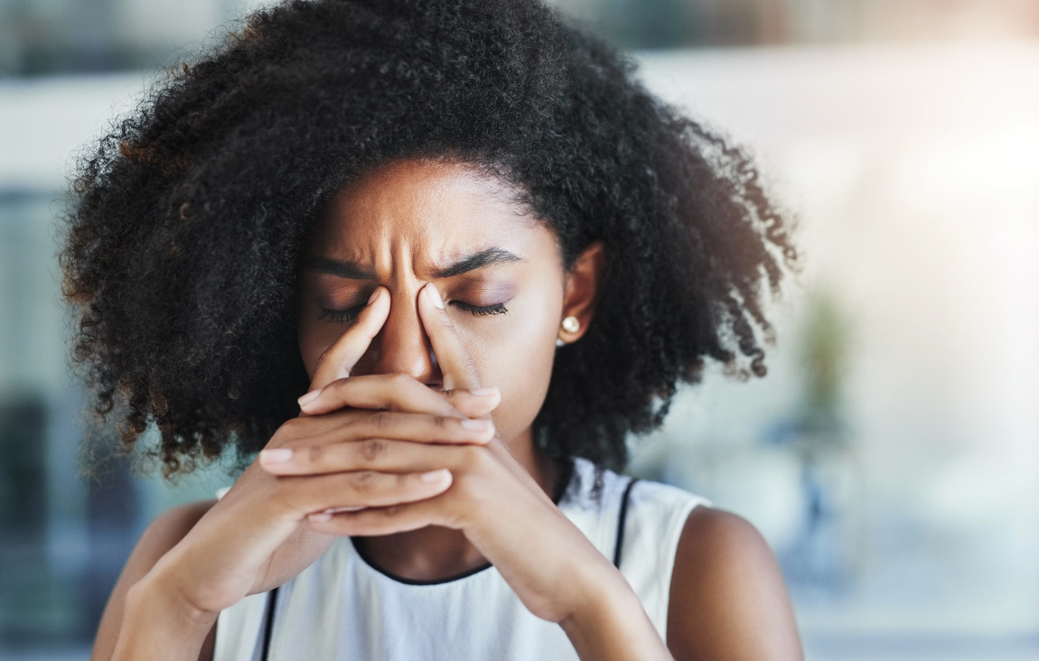 Drowning in Distractions? 7 Ways to Stay Focused in a Busy Workplace ...